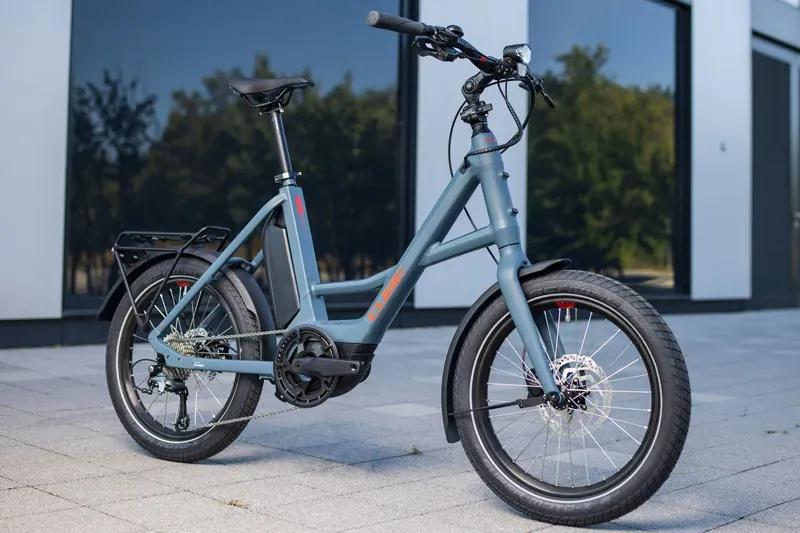 2021 Cube Compact Hybrid Sport 20in eBike in Blue